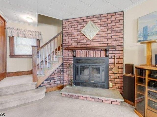house with 3 bedroom, Totowa NJ ES104853103
