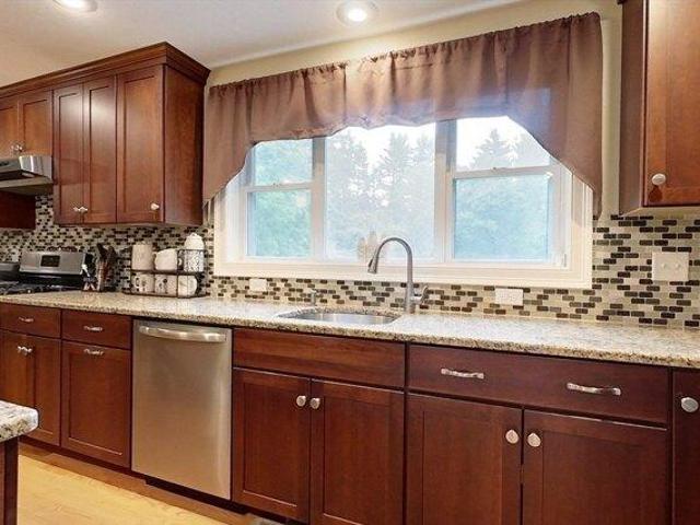house with 3 bedroom, Townsend MA ES105107690
