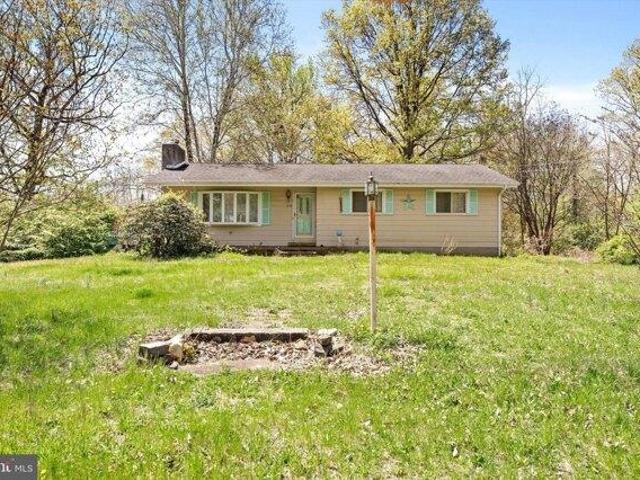 house with 3 bedroom, Trenton NJ DLS101657622