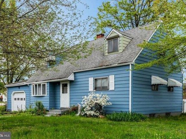 house with 3 bedroom, Trenton NJ DLS101749191