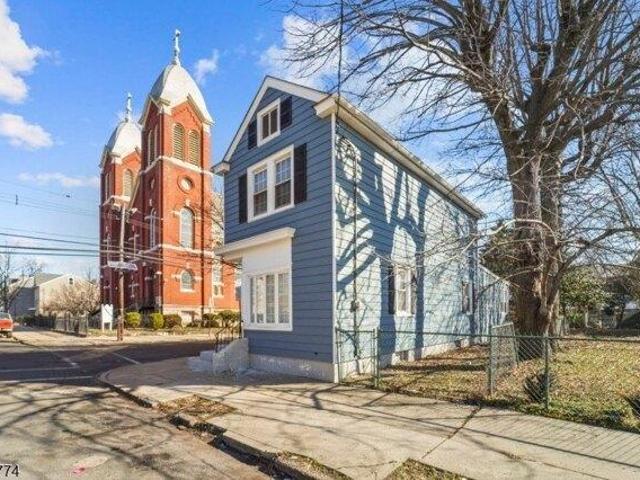 house with 3 bedroom, Trenton NJ DLS102563484