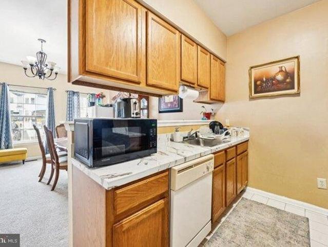 house with 3 bedroom, Trenton NJ DS102561245