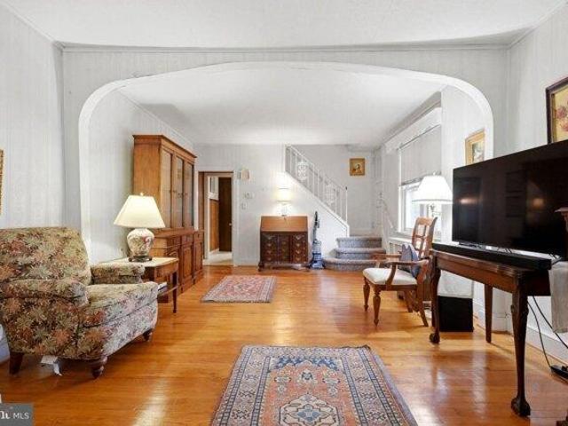 house with 3 bedroom, Trenton NJ ES105190498