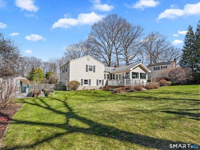 house with 3 bedroom, Trumbull CT DLS102211585