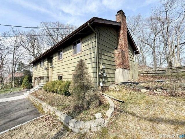 house with 3 bedroom, Trumbull CT DS102256010