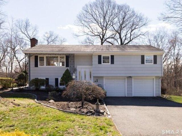 house with 3 bedroom, Trumbull CT DS102316443