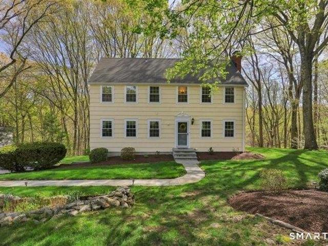 house with 3 bedroom, Trumbull CT DS103125912