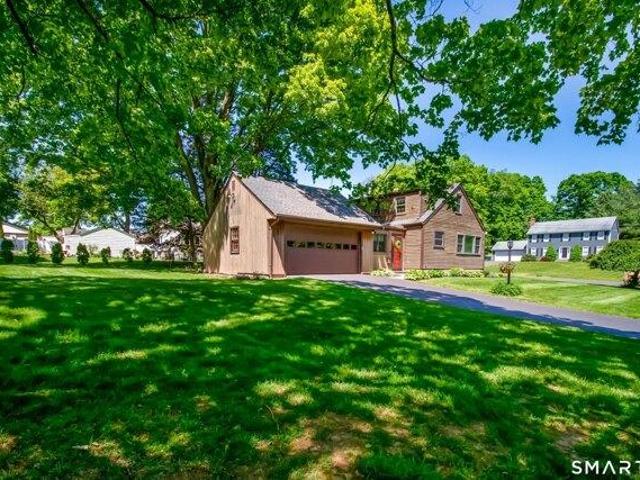 house with 3 bedroom, Trumbull CT DS103436161