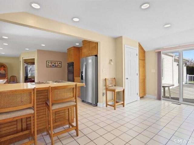 house with 3 bedroom, Trumbull CT DS104188034