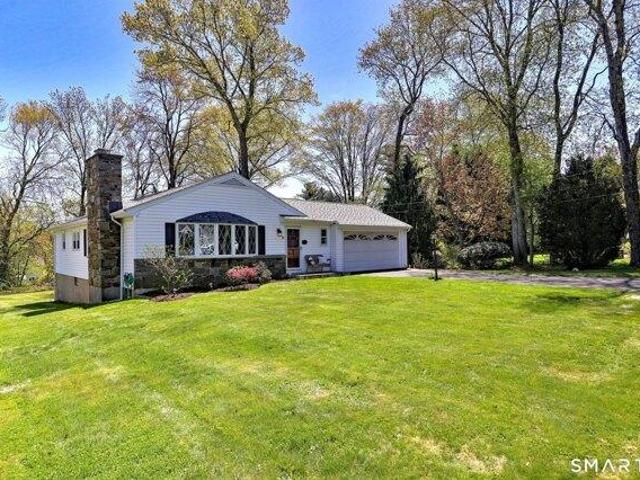 house with 3 bedroom, Trumbull CT ES103070734