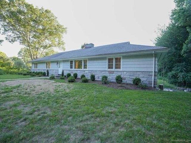 house with 3 bedroom, Trumbull CT ES103100171