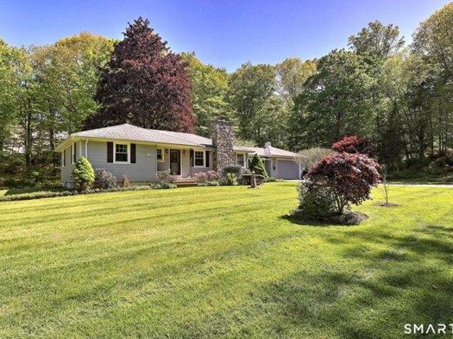 house with 3 bedroom, Trumbull CT ES103433282