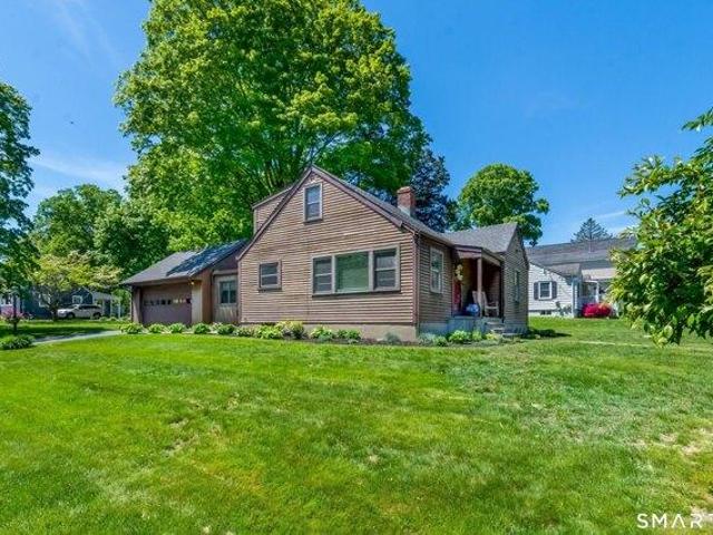 house with 3 bedroom, Trumbull CT ES103436161