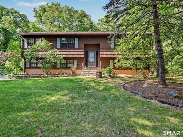 house with 3 bedroom, Trumbull CT ES104191230