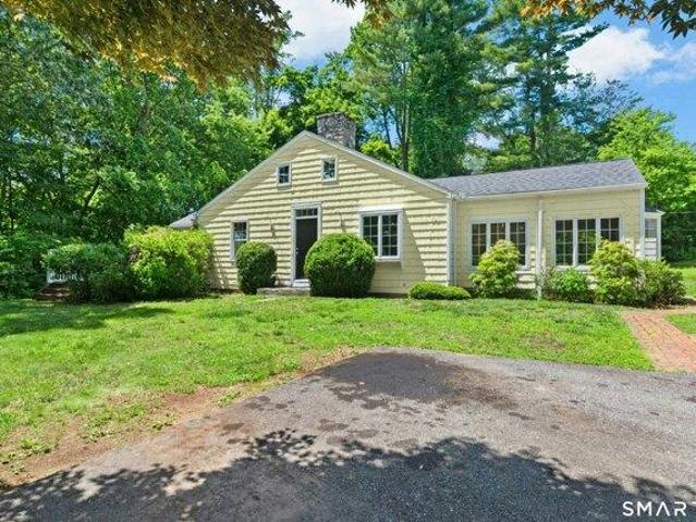 house with 3 bedroom, Trumbull CT ES104569970