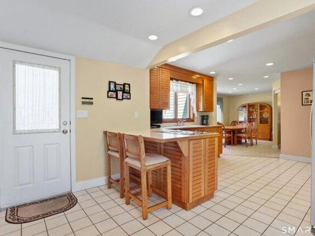 house with 3 bedroom, Trumbull CT ES105160674