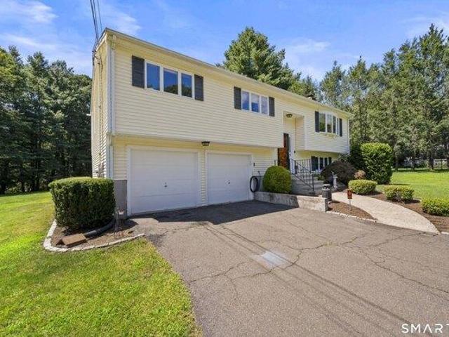 house with 3 bedroom, Trumbull CT ES105127681