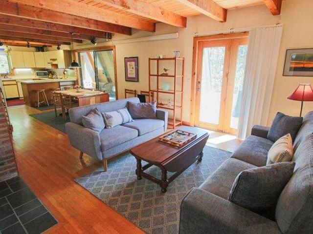 house with 3 bedroom, Truro MA DS102478402
