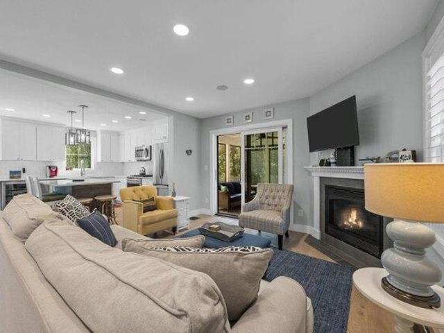 house with 3 bedroom, Truro MA ES104236427