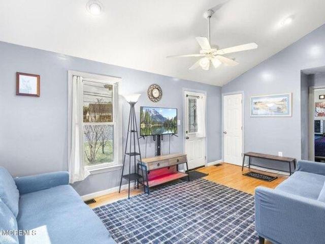 house with 3 bedroom, Tuckerton NJ ES104920888