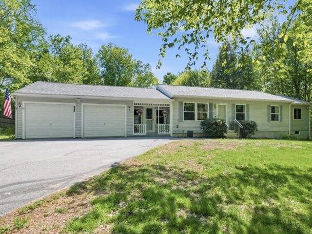 house with 3 bedroom, Turner ME DS102779152