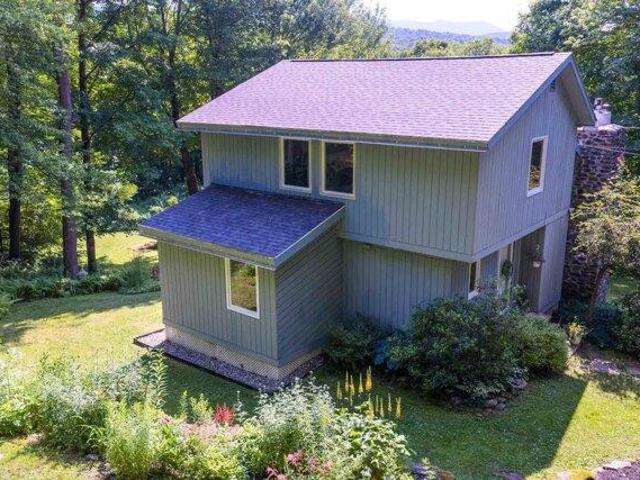 house with 3 bedroom, Underhill VT ES104407898