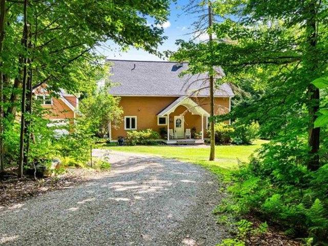 house with 3 bedroom, Underhill VT ES105316823
