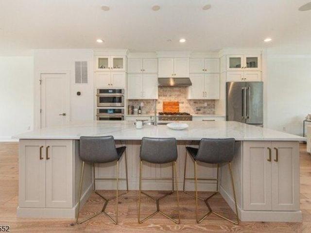 house with 3 bedroom, Upper Saddle River NJ ES104606426