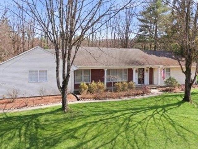 house with 3 bedroom, Upper Saddle River NJ ES104908929