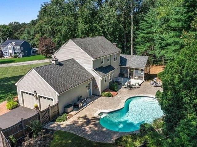 house with 3 bedroom, Upton MA DS102922546