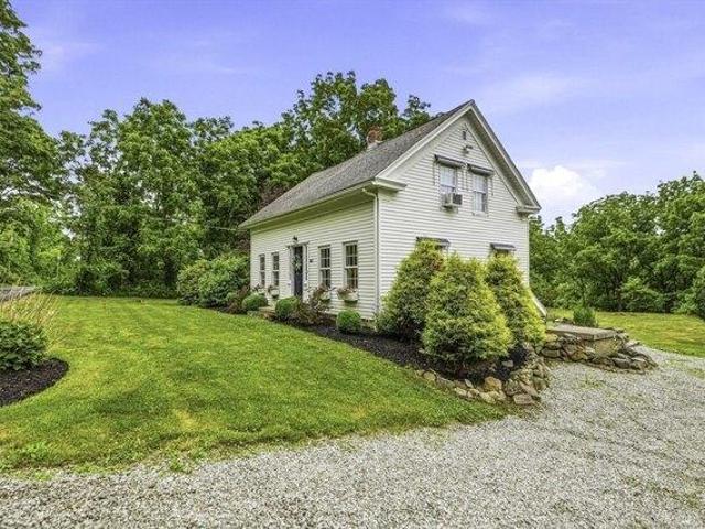 house with 3 bedroom, Upton MA DS104079194