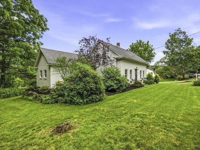 house with 3 bedroom, Upton MA ES105041550