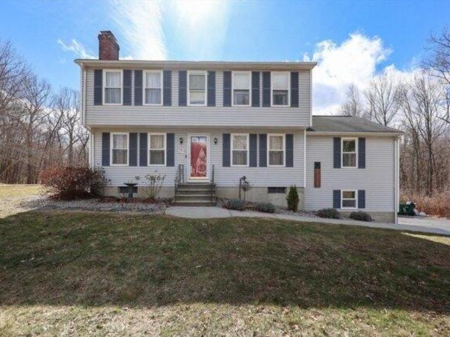 house with 3 bedroom, Uxbridge MA DS102671136