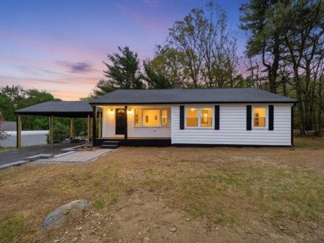 house with 3 bedroom, Uxbridge MA DS102708927