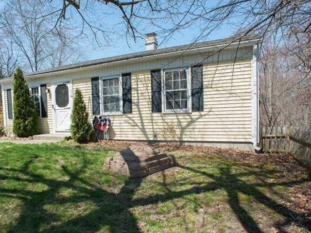 house with 3 bedroom, Uxbridge MA DS103100173