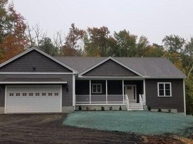 house with 3 bedroom, Uxbridge MA DS104192080