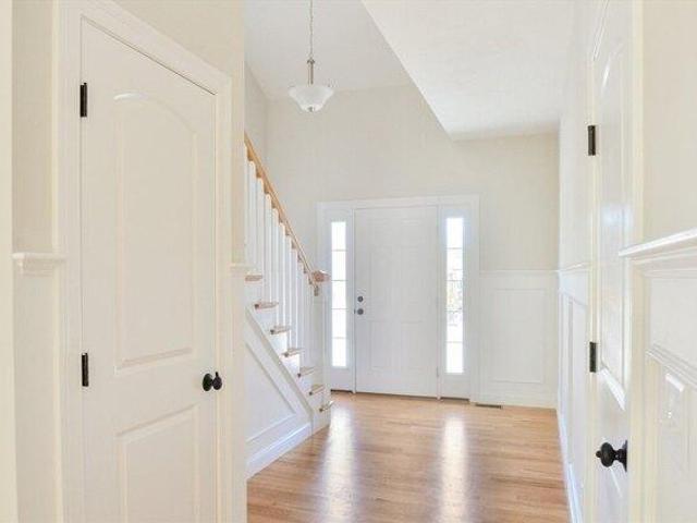 house with 3 bedroom, Uxbridge MA ES103809626