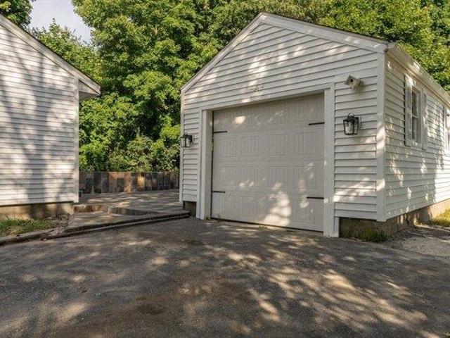 house with 3 bedroom, Uxbridge MA ES104908858