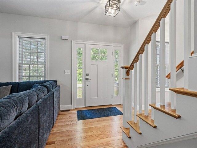 house with 3 bedroom, Uxbridge MA ES105081370