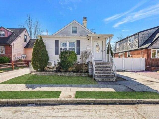 house with 3 bedroom, Valley Stream NY DS103603970