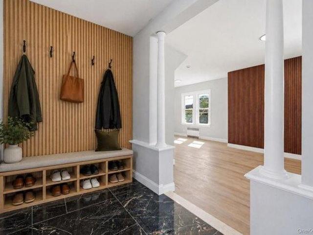 house with 3 bedroom, Valley Stream NY ES104904005