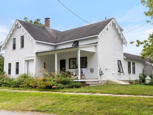 house with 3 bedroom, Vergennes VT ES105314921