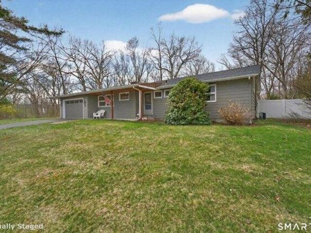 house with 3 bedroom, Vernon CT DS101799390