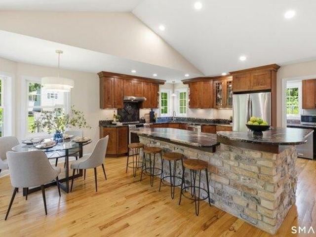 house with 3 bedroom, Vernon CT DS103160156