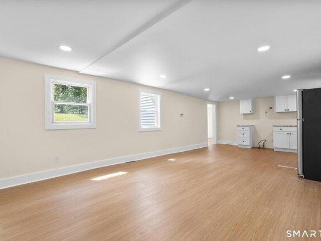 house with 3 bedroom, Vernon CT DS104237941