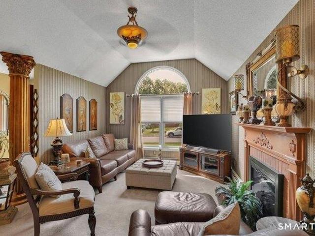 house with 3 bedroom, Vernon CT ES103440070
