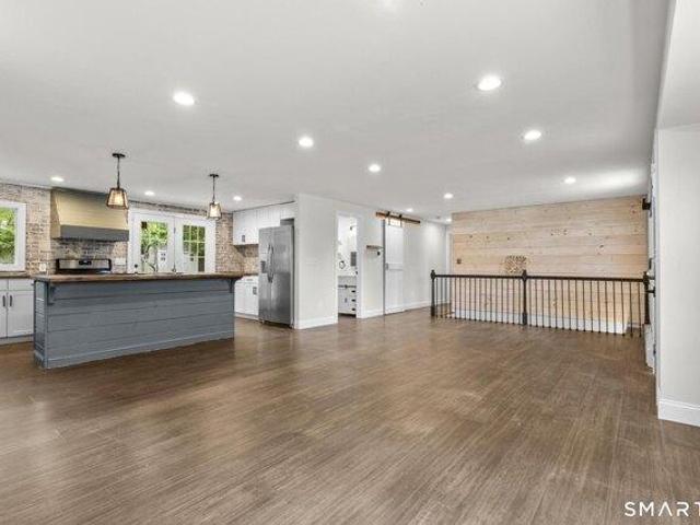 house with 3 bedroom, Vernon CT ES103965872