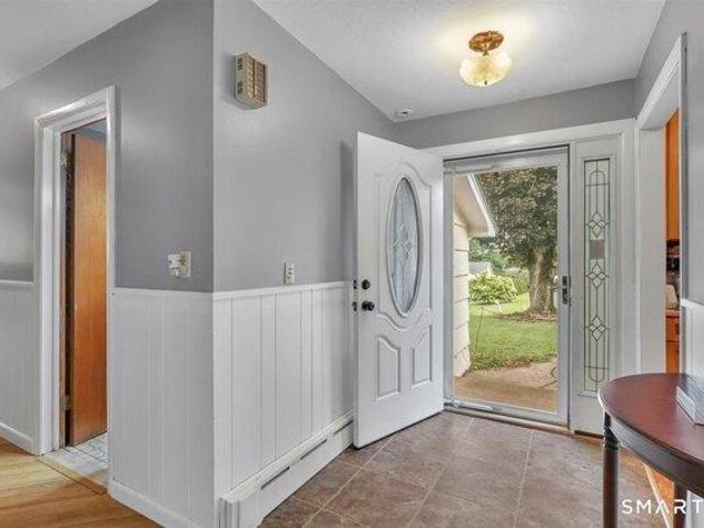 house with 3 bedroom, Vernon CT ES104540288