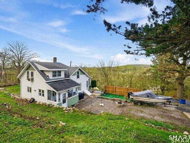 house with 3 bedroom, Vernon CT ES104569229