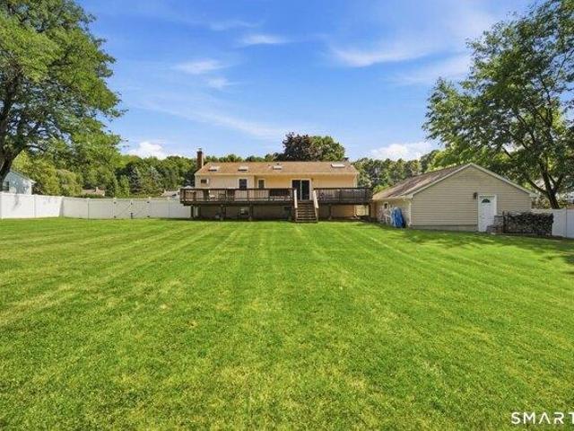 house with 3 bedroom, Vernon CT ES104811203